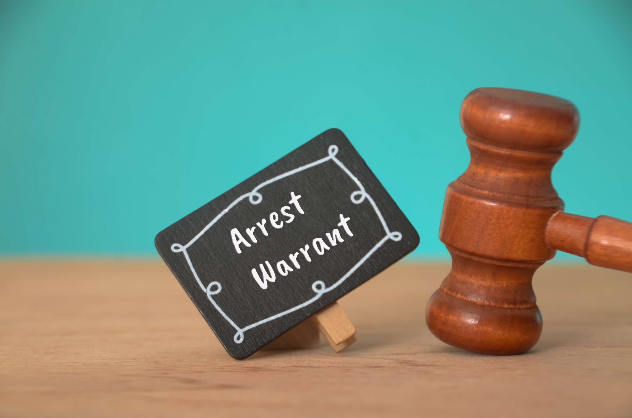 5 Reasons for an Arrest Warrant